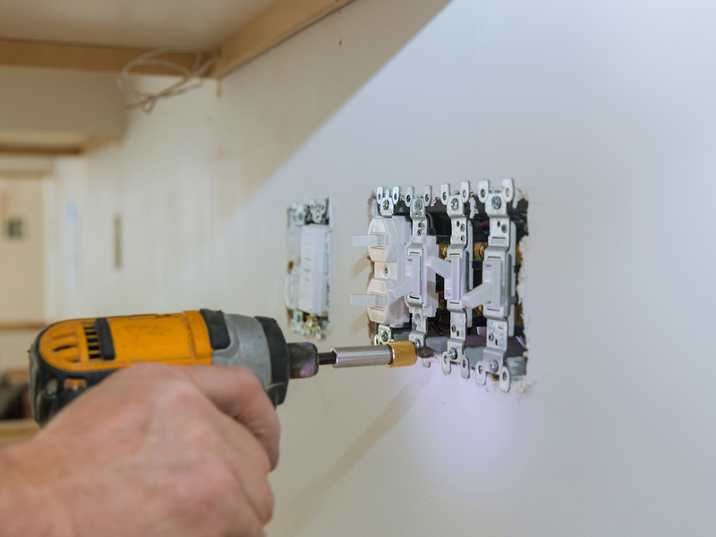 Electrical Repair Services | Pahrump, Mountain Springs & Paradise, NV ...